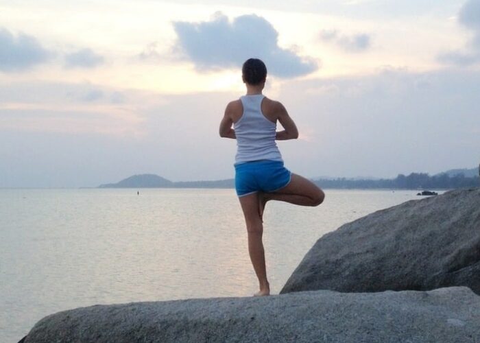 Cultiver la confiance en soi grâce au yoga – Phénoménalpes